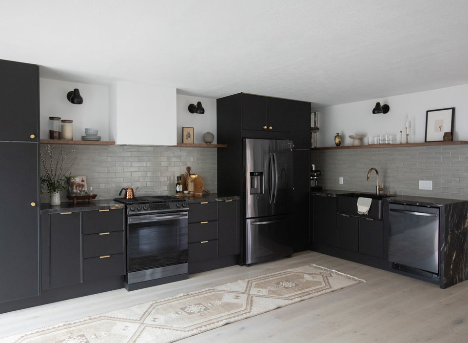 Masterfully Moody | Peppercorn (Black) Edge BOXI Kitchen Cabinets ...