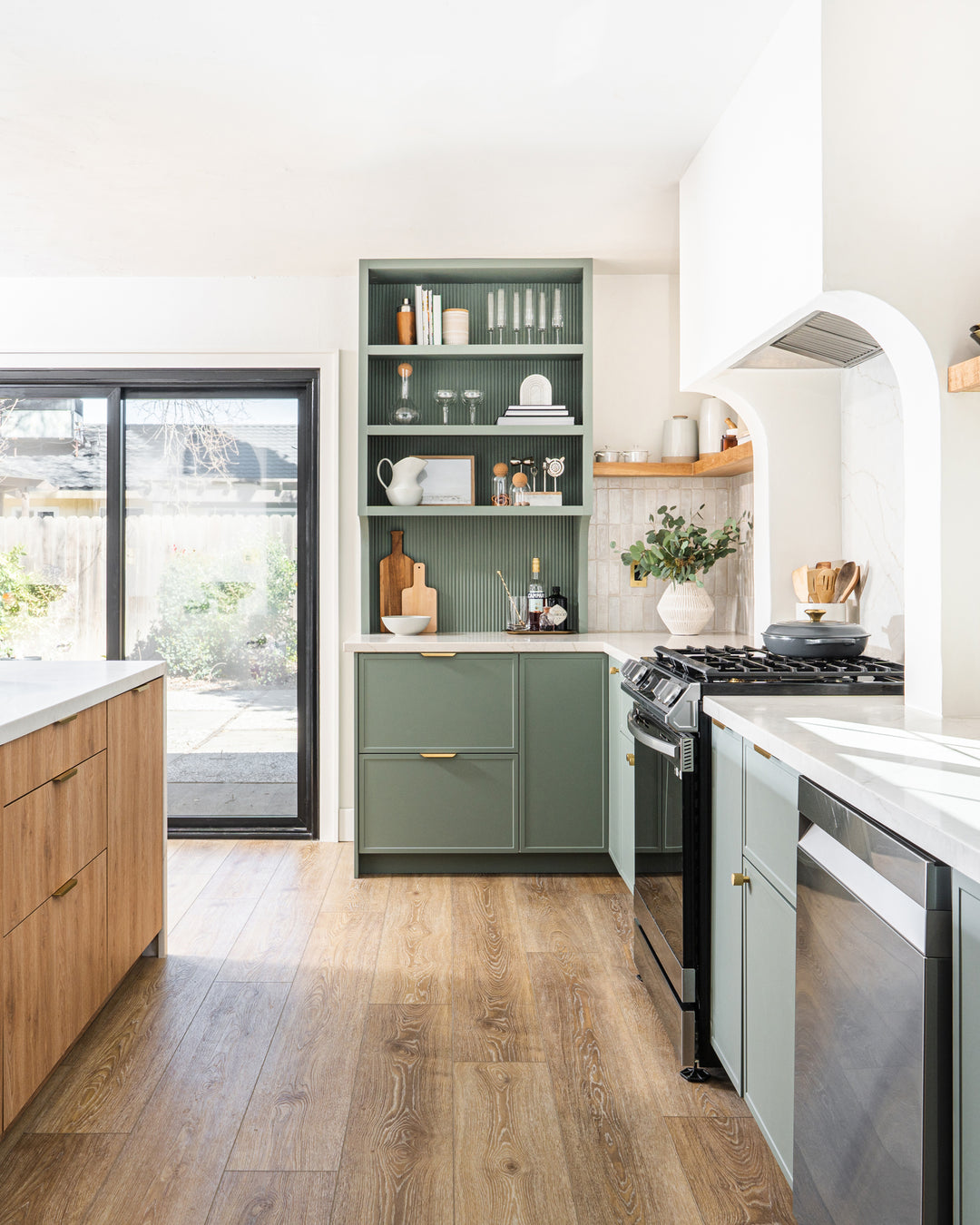 A California Cool Two-Tone Kitchen – Semihandmade