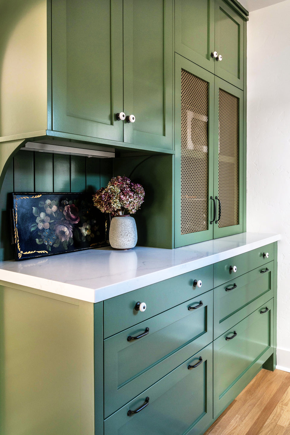 A DIY Kitchen in Perfect Green – Semihandmade
