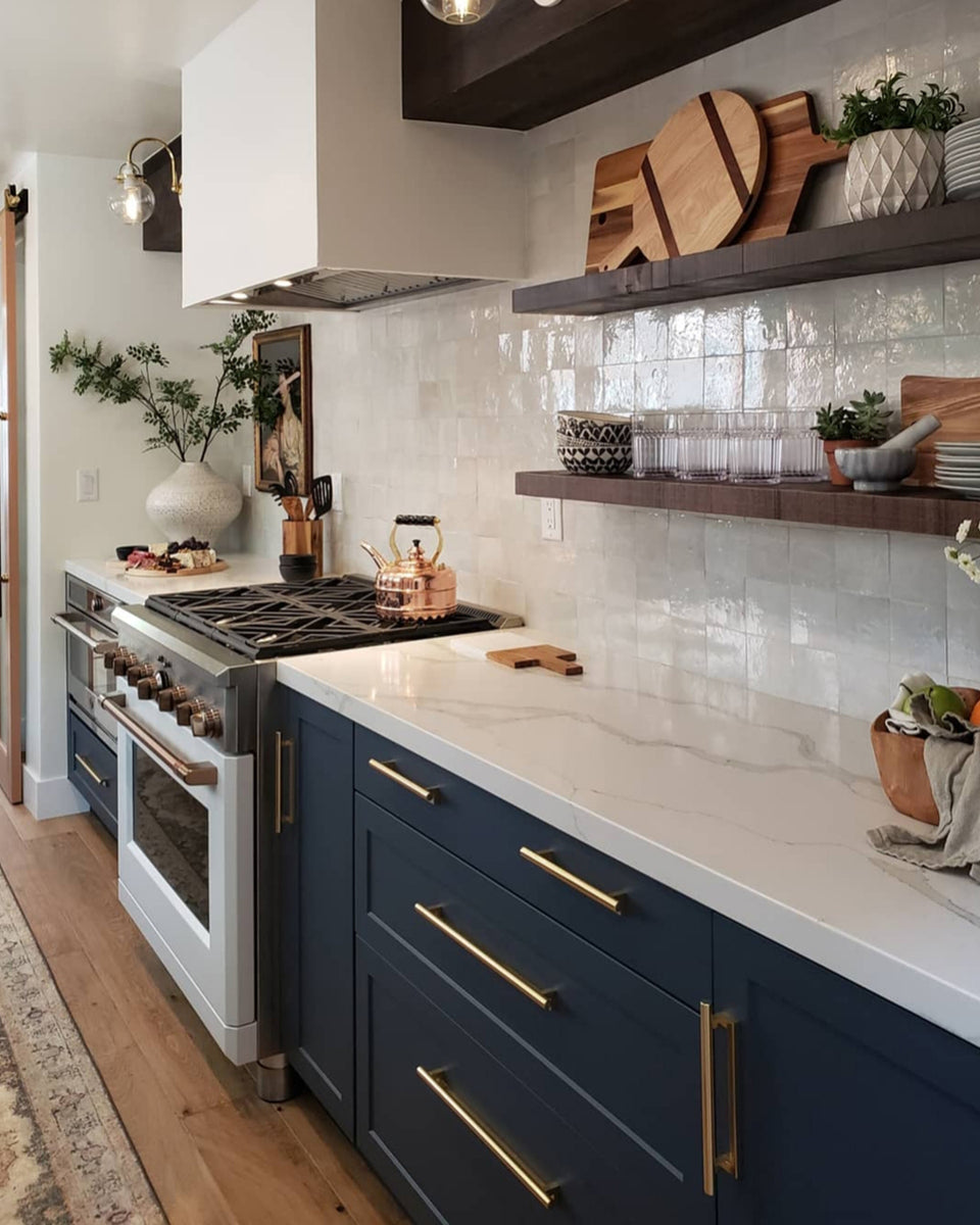 Amazing Galley Kitchen in Dark, Night Sky Shaker – Semihandmade